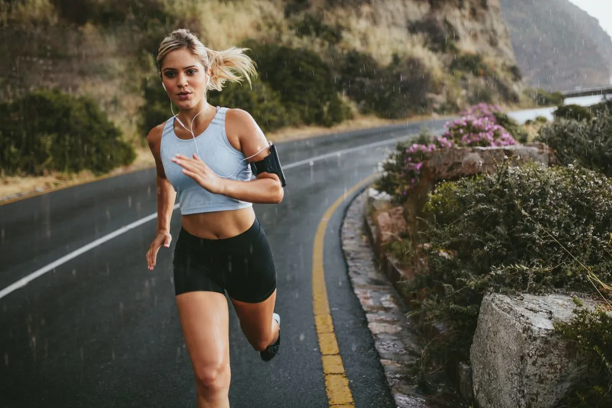 How to Pace Yourself When Running (4 Simple Tips for a Successful Run)